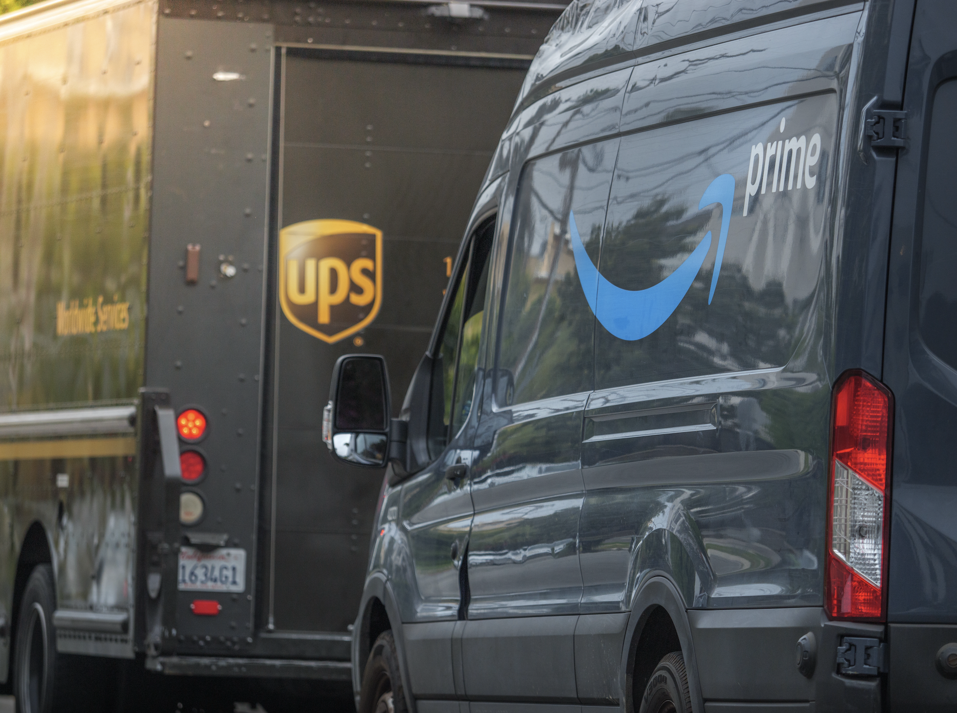 Amazon Drives Low Wages: The Unraveling of Workplace Protections for ...